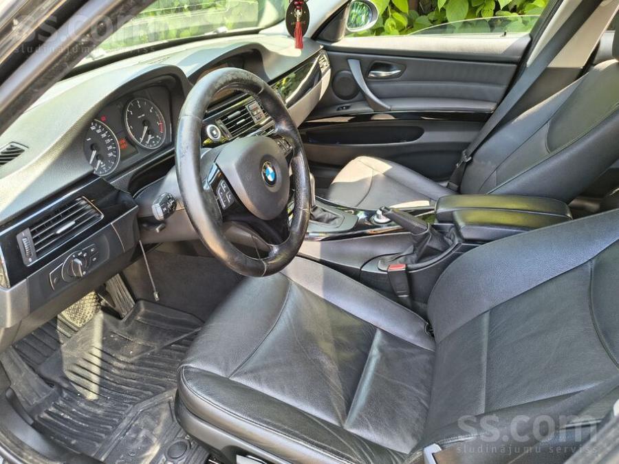 Melns BMW 330 2006 Rīga, ar dzinēja tilpumu 3.00 L un nobraukumu 292 tūkst. km par 3500 €, foto 10 vietnē AUTOMOTO.COM.LV