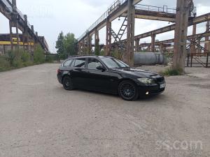 Melns BMW 330 2006 Rīga, ar dzinēja tilpumu 3.00 L un nobraukumu 440 tūkst. km par 3700 €, foto 5 vietnē AUTOMOTO.COM.LV