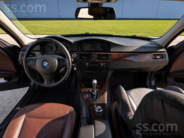 Melns BMW 330 2006 Rīga, ar dzinēja tilpumu 3.00 L un nobraukumu 353 tūkst. km par 3300 €, foto 9 vietnē AUTOMOTO.COM.LV