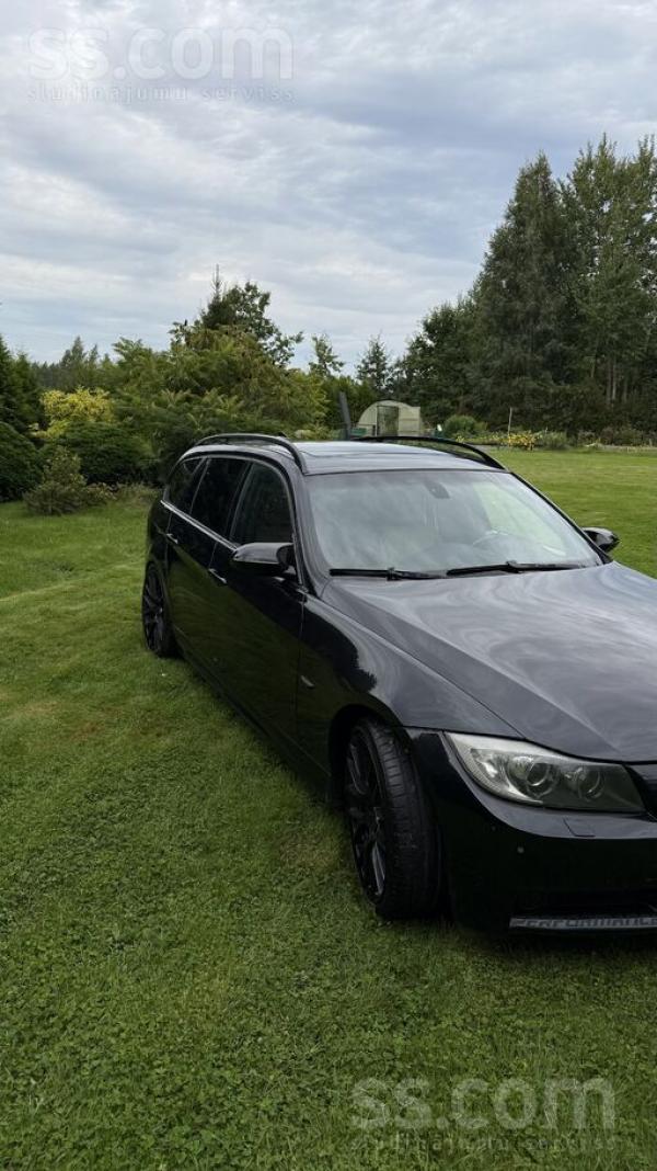 Melns BMW 330 2006 Rīga, ar dzinēja tilpumu 3.00 L un nobraukumu 326 tūkst. km par 6700 €, foto 4 vietnē AUTOMOTO.COM.LV