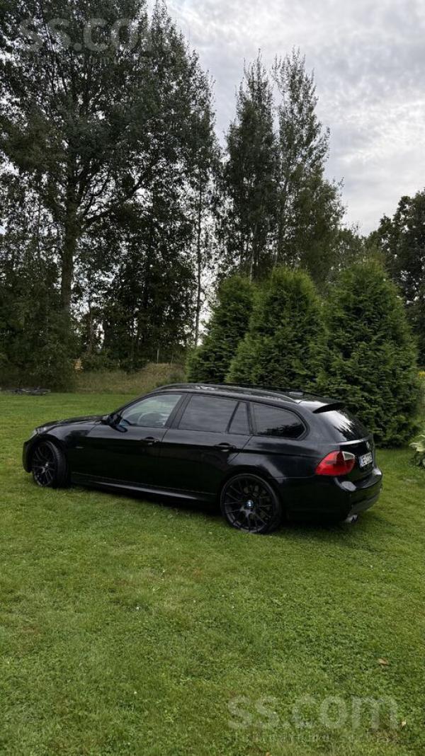 Melns BMW 330 2006 Rīga, ar dzinēja tilpumu 3.00 L un nobraukumu 326 tūkst. km par 6700 €, foto 6 vietnē AUTOMOTO.COM.LV