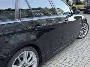 Melns BMW 330 2006 Kauņa, ar dzinēja tilpumu 3.00 L un nobraukumu 350 tūkst. km par 4500 €, foto 12 vietnē AUTOMOTO.COM.LV