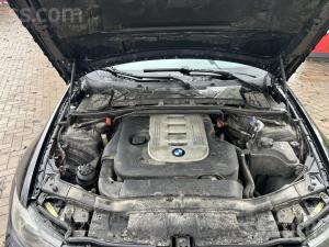 Melns BMW 330 2006 Limbaži, ar dzinēja tilpumu 3.00 L un nobraukumu 360 tūkst. km par 5800 €, foto 10 vietnē AUTOMOTO.COM.LV