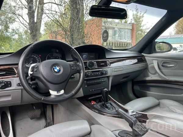 BMW 330 2006 Limbaži vietnÄ Melns BMW 330 2006 Limbaži, ar dzinÄja tilpumu 3.00 L un nobraukumu 360 tÅ«kst. km par 5800 ā¬, foto 11 vietnÄ AUTOMOTO.COM.LV