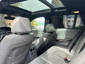 Melns BMW 330 2006 Limbaži, ar dzinēja tilpumu 3.00 L un nobraukumu 360 tūkst. km par 5800 €, foto 12 vietnē AUTOMOTO.COM.LV