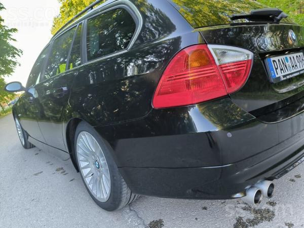 Melns BMW 330 2007 Ludza, ar dzinēja tilpumu 3.00 L un nobraukumu 257 tūkst. km par 5950 €, foto 10 vietnē AUTOMOTO.COM.LV