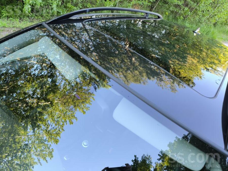 Melns BMW 330 2007 Ludza, ar dzinēja tilpumu 3.00 L un nobraukumu 257 tūkst. km par 5950 €, foto 25 vietnē AUTOMOTO.COM.LV