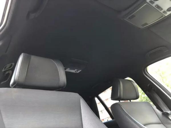 Black BMW 330 2007 in Riga, with an engine capacity of 3.00 L and mileage of 265 thousand km for 3990 €, photo 6 on AUTOMOTO.COM.LV