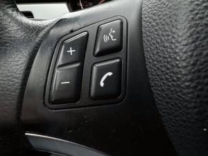 Black BMW 330 2007 in Riga, with an engine capacity of 3.00 L and mileage of 396 thousand km for 3990 €, photo 24 on AUTOMOTO.COM.LV