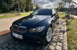 Melns BMW 330 2007 Rīga, ar dzinēja tilpumu 3.00 L un nobraukumu 250 tūkst. km par 5850 €, foto  vietnē AUTOMOTO.COM.LV