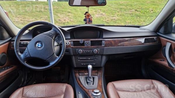 Black BMW 330 2007 in Riga, with an engine capacity of 3.00 L and mileage of 250 thousand km for 5850 €, photo 7 on AUTOMOTO.COM.LV