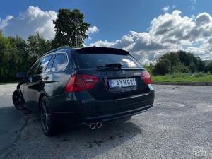 Black BMW 330 2007 in Vilnius, with an engine capacity of 3.00 L and mileage of 290 thousand km for 3500 €, photo 6 on AUTOMOTO.COM.LV