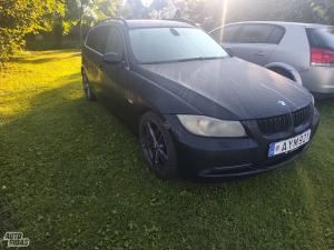 Black BMW 330 2007 in Vilnius, with an engine capacity of 3.00 L and mileage of 290 thousand km for 3500 €, photo 9 on AUTOMOTO.COM.LV