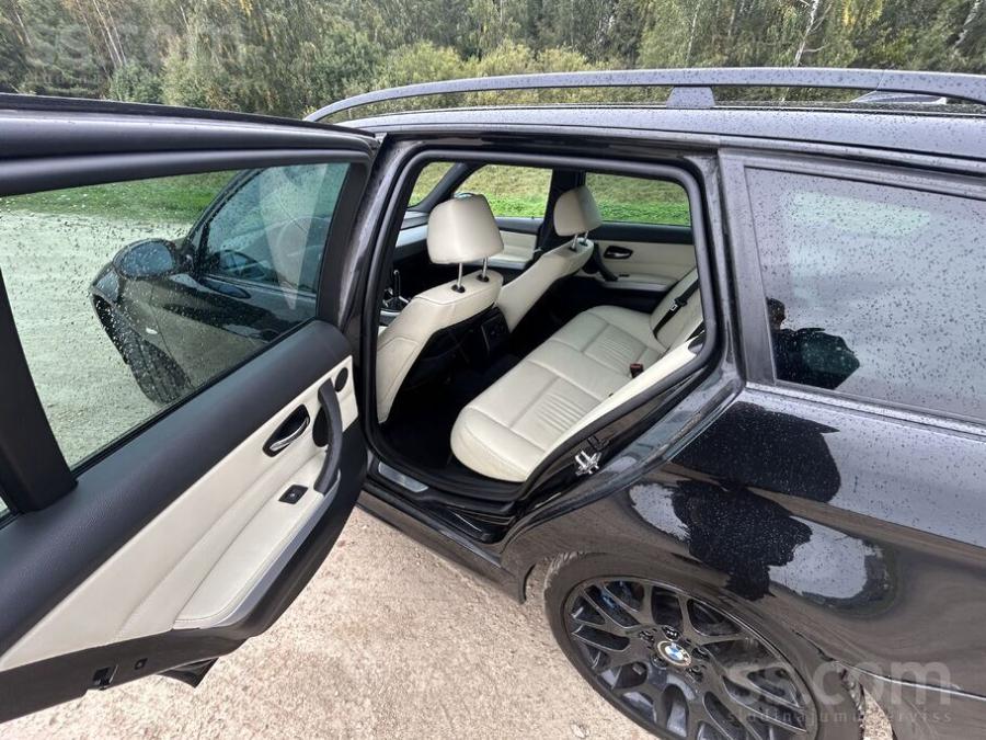 Black BMW 330 2007 in Riga, with an engine capacity of 3.00 L and mileage of 0 thousand km for 5650 €, photo 11 on AUTOMOTO.COM.LV