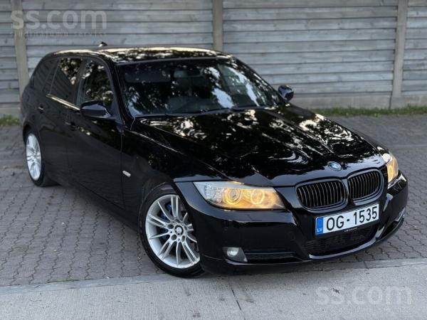 Black BMW 330 2008 in Jelgava, with an engine capacity of 3.00 L and mileage of 328 thousand km for 5790 €, photo 5 on AUTOMOTO.COM.LV