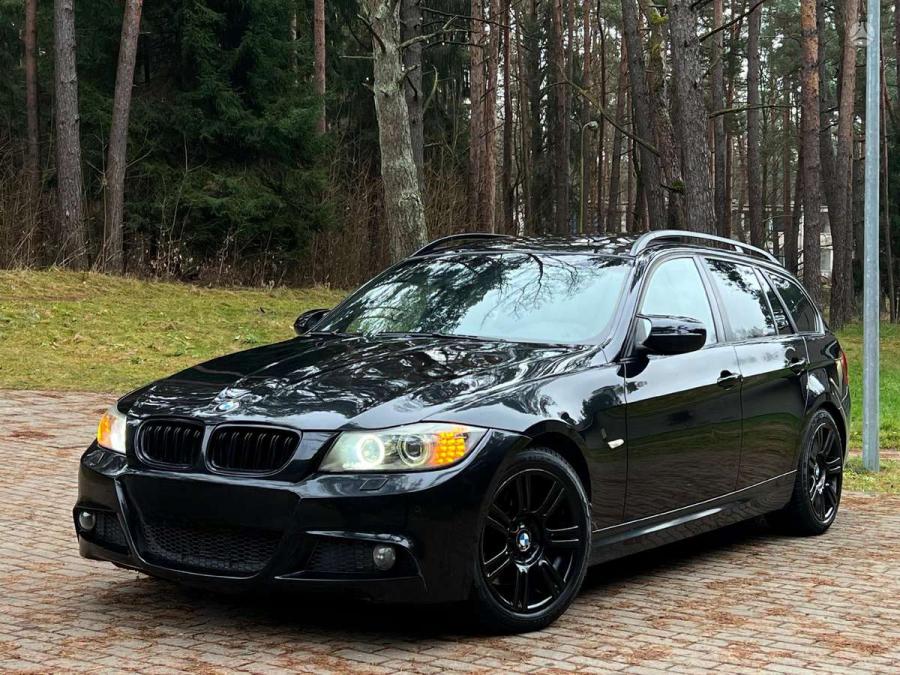 Melns BMW 330 2008 Viļņa, ar dzinēja tilpumu 2.99 L un nobraukumu 300 tūkst. km par 5600 €, foto 1 vietnē AUTOMOTO.COM.LV