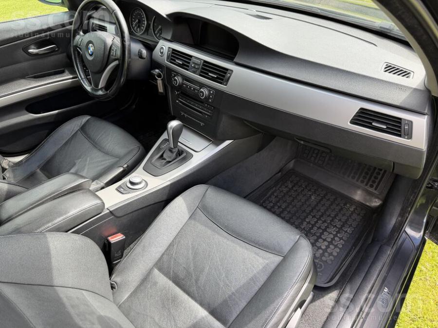 Melns BMW 330 2008 Rīga, ar dzinēja tilpumu 3.00 L un nobraukumu 265 tūkst. km par 5700 €, foto 11 vietnē AUTOMOTO.COM.LV