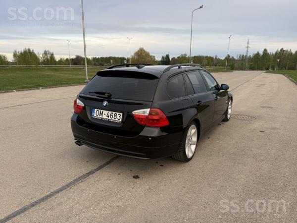 Melns BMW 330 2008 Ogre, ar dzinēja tilpumu 3.00 L un nobraukumu 0 tūkst. km par 5100 €, foto 3 vietnē AUTOMOTO.COM.LV