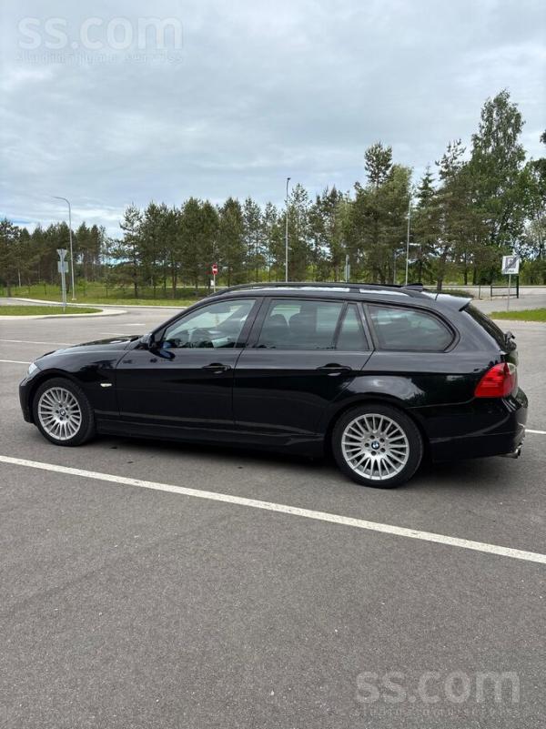 Melns BMW 330 2008 Valka, ar dzinēja tilpumu 3.00 L un nobraukumu 277 tūkst. km par 6500 €, foto 2 vietnē AUTOMOTO.COM.LV