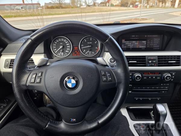 Melns BMW 330 2008 Valka, ar dzinēja tilpumu 3.00 L un nobraukumu 277 tūkst. km par 6500 €, foto 4 vietnē AUTOMOTO.COM.LV