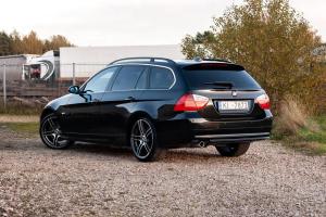 Melns BMW 330 2008 Rīga, ar dzinēja tilpumu 3.00 L un nobraukumu 320 tūkst. km par 4995 €, foto 3 vietnē AUTOMOTO.COM.LV