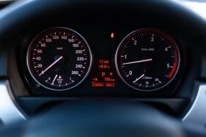 Melns BMW 330 2008 Rīga, ar dzinēja tilpumu 3.00 L un nobraukumu 320 tūkst. km par 4995 €, foto 27 vietnē AUTOMOTO.COM.LV