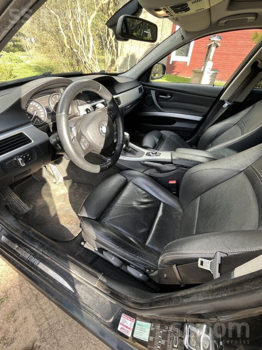 Melns BMW 330 2008 Tukums, ar dzinēja tilpumu 3.00 L un nobraukumu 558 tūkst. km par 4100 €, foto 15 vietnē AUTOMOTO.COM.LV