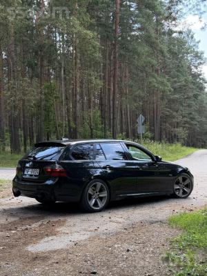 Melns BMW 330 2008 Daugavpils, ar dzinēja tilpumu 3.00 L un nobraukumu 340 tūkst. km par 5750 €, foto 4 vietnē AUTOMOTO.COM.LV
