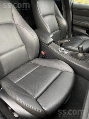 Melns BMW 330 2008 Daugavpils, ar dzinēja tilpumu 3.00 L un nobraukumu 340 tūkst. km par 5750 €, foto 21 vietnē AUTOMOTO.COM.LV