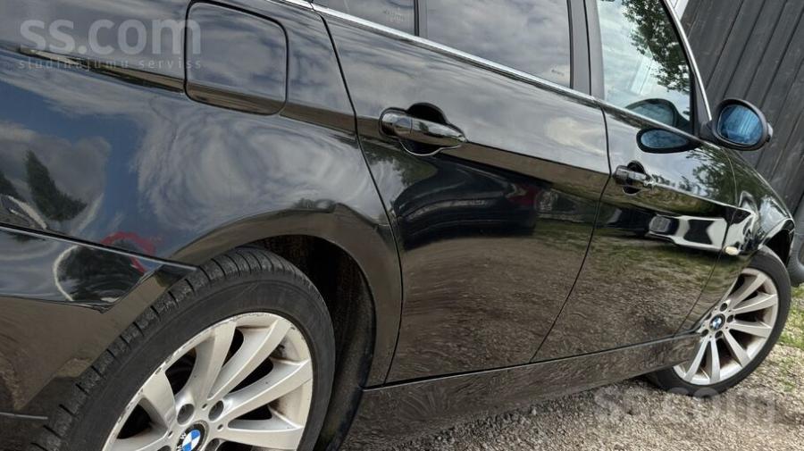 Melns BMW 330 2008 Rīga, ar dzinēja tilpumu 3.00 L un nobraukumu 357 tūkst. km par 3500 €, foto 7 vietnē AUTOMOTO.COM.LV