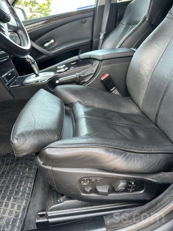 Melns BMW 330 2008 Rīga, ar dzinēja tilpumu 3.00 L un nobraukumu 360 tūkst. km par 5500 €, foto 9 vietnē AUTOMOTO.COM.LV