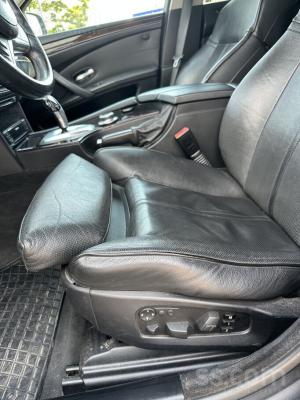 Black BMW 330 2008 in Riga, with an engine capacity of 3.00 L and mileage of 360 thousand km for 5500 €, photo 10 on AUTOMOTO.COM.LV