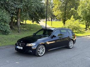 Black BMW 330 2008 in Siauliai, with an engine capacity of 2.99 L and mileage of 252 thousand km for 7490 €, photo 3 on AUTOMOTO.COM.LV