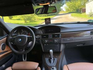 Black BMW 330 2008 in Siauliai, with an engine capacity of 2.99 L and mileage of 252 thousand km for 7490 €, photo 13 on AUTOMOTO.COM.LV