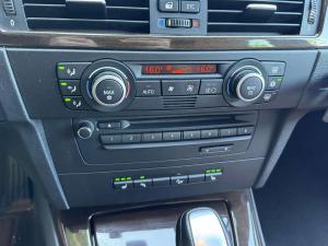 Black BMW 330 2008 in Siauliai, with an engine capacity of 2.99 L and mileage of 252 thousand km for 7490 €, photo 21 on AUTOMOTO.COM.LV