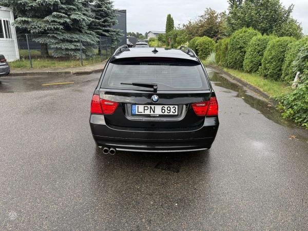 Черный БМВ 330 2008 в Вильнюс, объемом двигателя 2.99 л и пробегом 340 тыс. км за 3700 €, фото 9 на AUTOMOTO.COM.LV