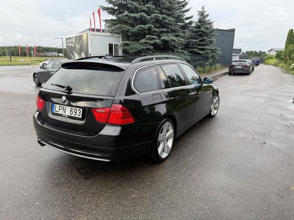 Melns BMW 330 2008 Viļņa, ar dzinēja tilpumu 3.00 L un nobraukumu 340 tūkst. km par 3500 €, foto 8 vietnē AUTOMOTO.COM.LV