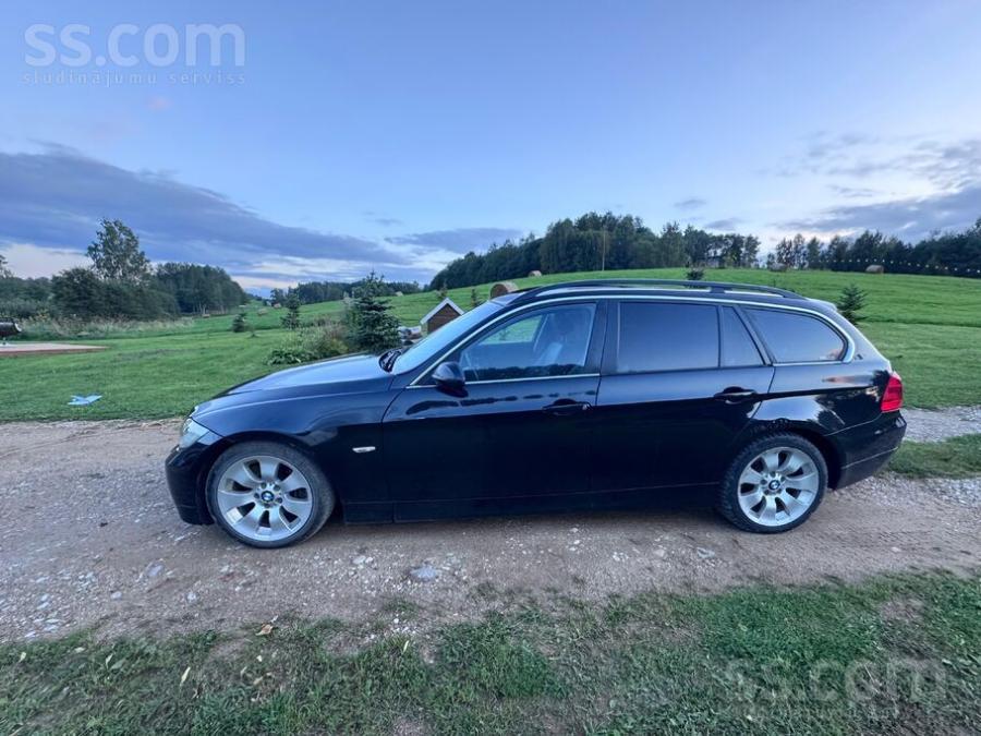 Black BMW 330 2008 in Madona, with an engine capacity of 3.00 L and mileage of 316 thousand km for 1700 €, photo 1 on AUTOMOTO.COM.LV