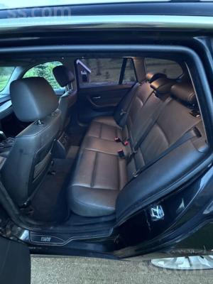 Black BMW 330 2008 in Madona, with an engine capacity of 3.00 L and mileage of 316 thousand km for 1700 €, photo 4 on AUTOMOTO.COM.LV