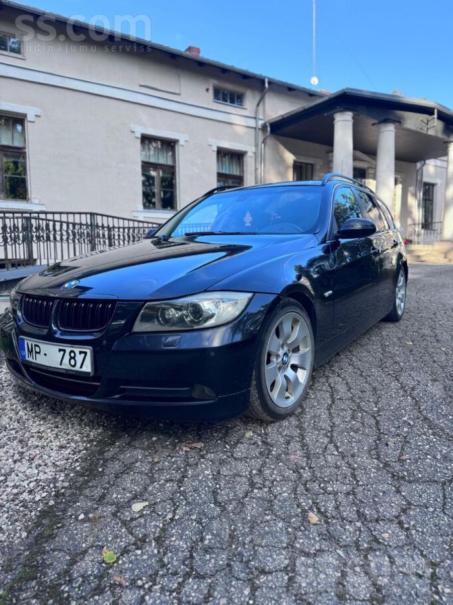 Black BMW 330 2008 in Madona, with an engine capacity of 3.00 L and mileage of 316 thousand km for 1700 €, photo 16 on AUTOMOTO.COM.LV