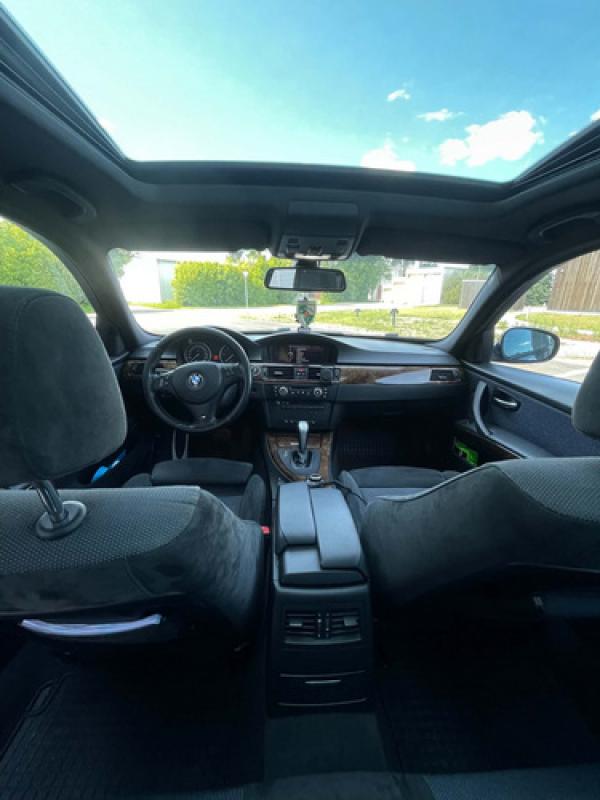 БМВ 330 2008 в Таллин на AUTOMOTO.COM.LV Черный БМВ 330 2008 в Таллин, объемом двигателя 0.00 л и пробегом 384 тыс. км за 5250 €, фото 4 на AUTOMOTO.COM.LV