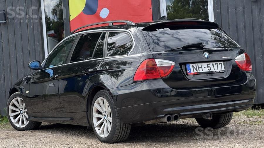 Melns BMW 330 2008 Rīga, ar dzinēja tilpumu 3.00 L un nobraukumu 357 tūkst. km par 2450 €, foto 4 vietnē AUTOMOTO.COM.LV