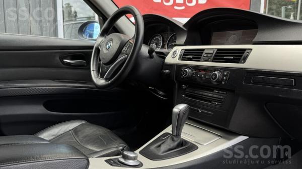BMW 330 2008 Rīga vietnē Melns BMW 330 2008 Rīga, ar dzinēja tilpumu 3.00 L un nobraukumu 357 tūkst. km par 2450 €, foto 9 vietnē AUTOMOTO.COM.LV
