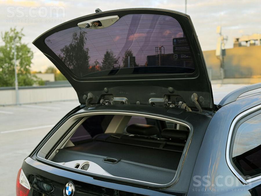 Melns BMW 330 2008 Rīga, ar dzinēja tilpumu 3.00 L un nobraukumu 316 tūkst. km par 3250 €, foto 24 vietnē AUTOMOTO.COM.LV