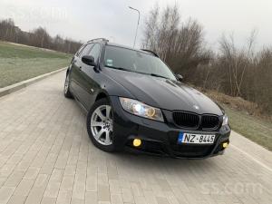 Black BMW 330 2009 in Riga, with an engine capacity of 3.00 L and mileage of 267 thousand km for 6350 €, photo 1 on AUTOMOTO.COM.LV
