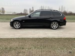Black BMW 330 2009 in Riga, with an engine capacity of 3.00 L and mileage of 267 thousand km for 6350 €, photo 4 on AUTOMOTO.COM.LV