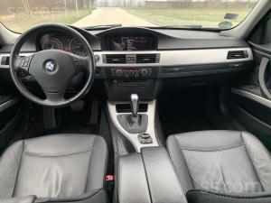Black BMW 330 2009 in Riga, with an engine capacity of 3.00 L and mileage of 267 thousand km for 6350 €, photo 10 on AUTOMOTO.COM.LV