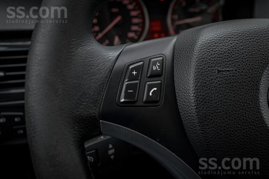 Melns BMW 330 2009 Rīga, ar dzinēja tilpumu 3.00 L un nobraukumu 0 tūkst. km par 3300 €, foto 15 vietnē AUTOMOTO.COM.LV