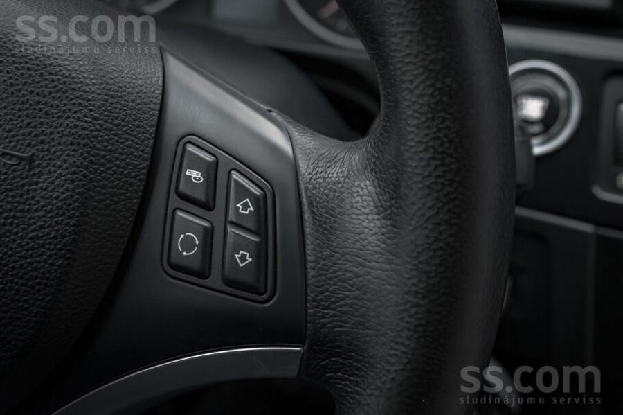 Melns BMW 330 2009 Rīga, ar dzinēja tilpumu 3.00 L un nobraukumu 0 tūkst. km par 3300 €, foto 17 vietnē AUTOMOTO.COM.LV