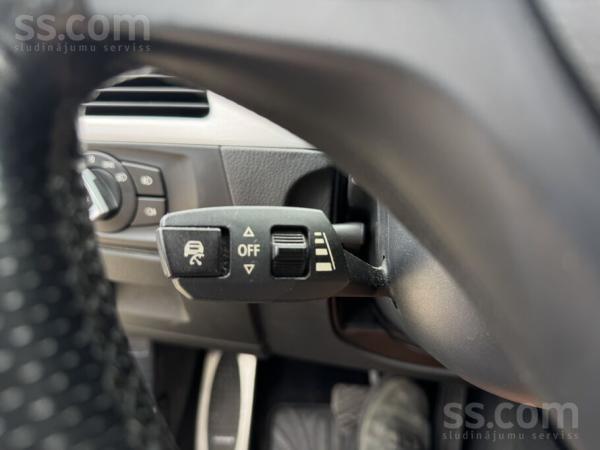 Melns BMW 330 2009 Rīga, ar dzinēja tilpumu 3.00 L un nobraukumu 386 tūkst. km par 6950 €, foto 10 vietnē AUTOMOTO.COM.LV